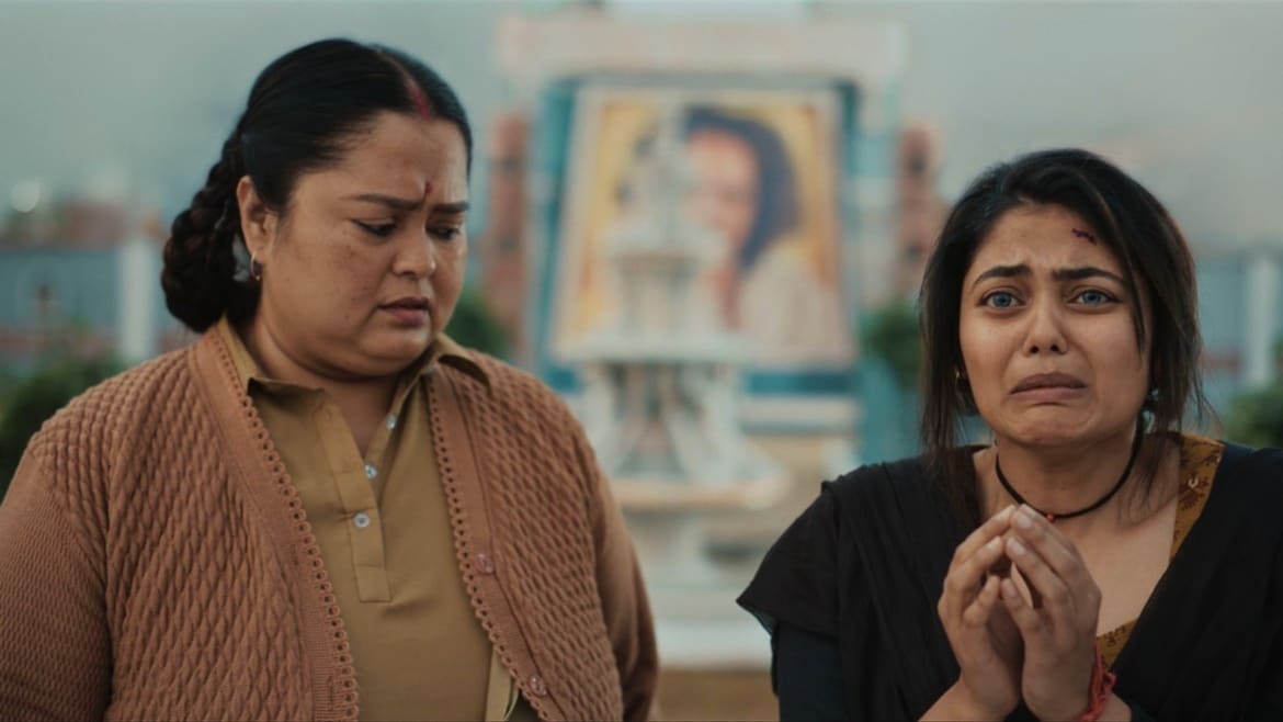 Watch abar-proloy only on Watcho